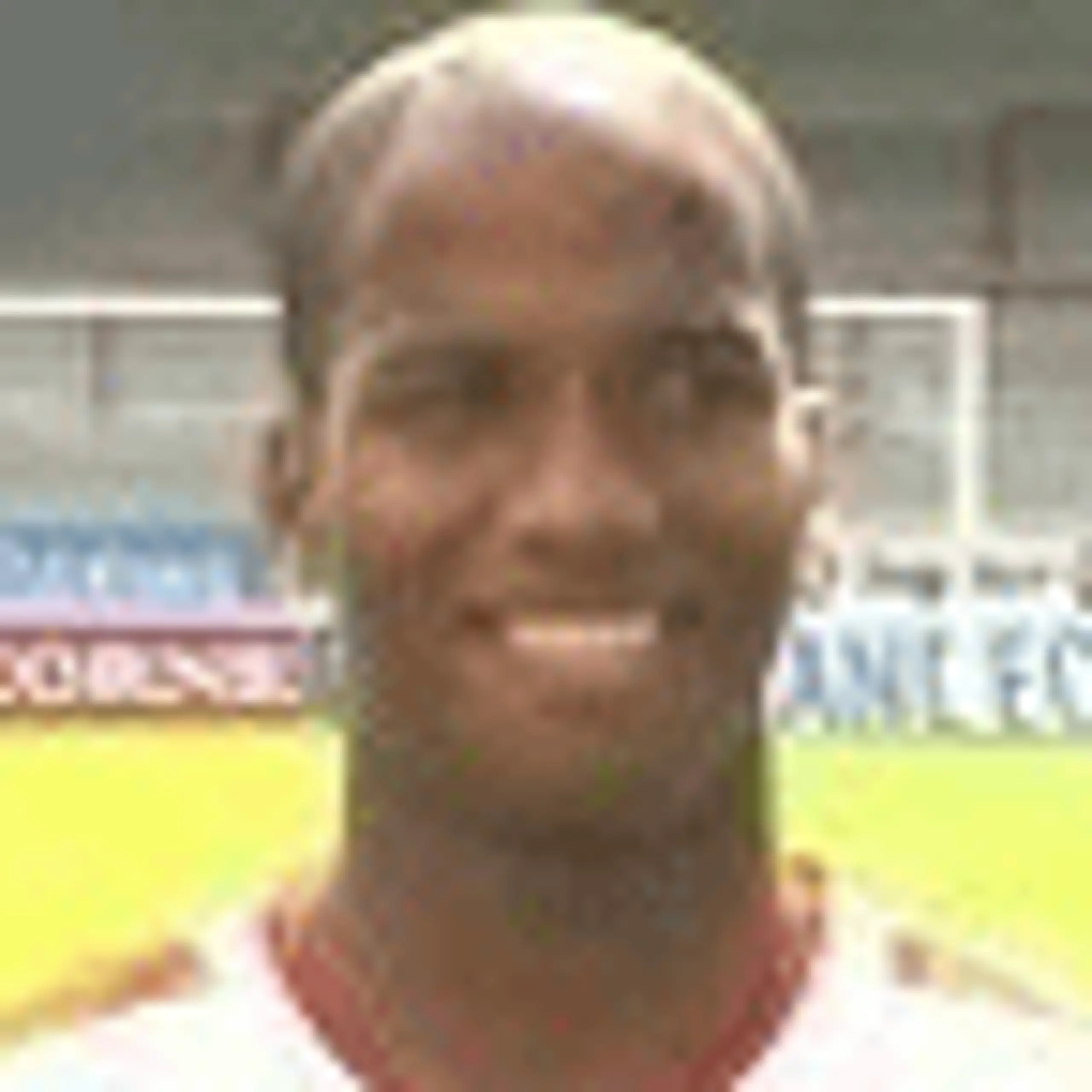 Giovanni Rector på kontrakt