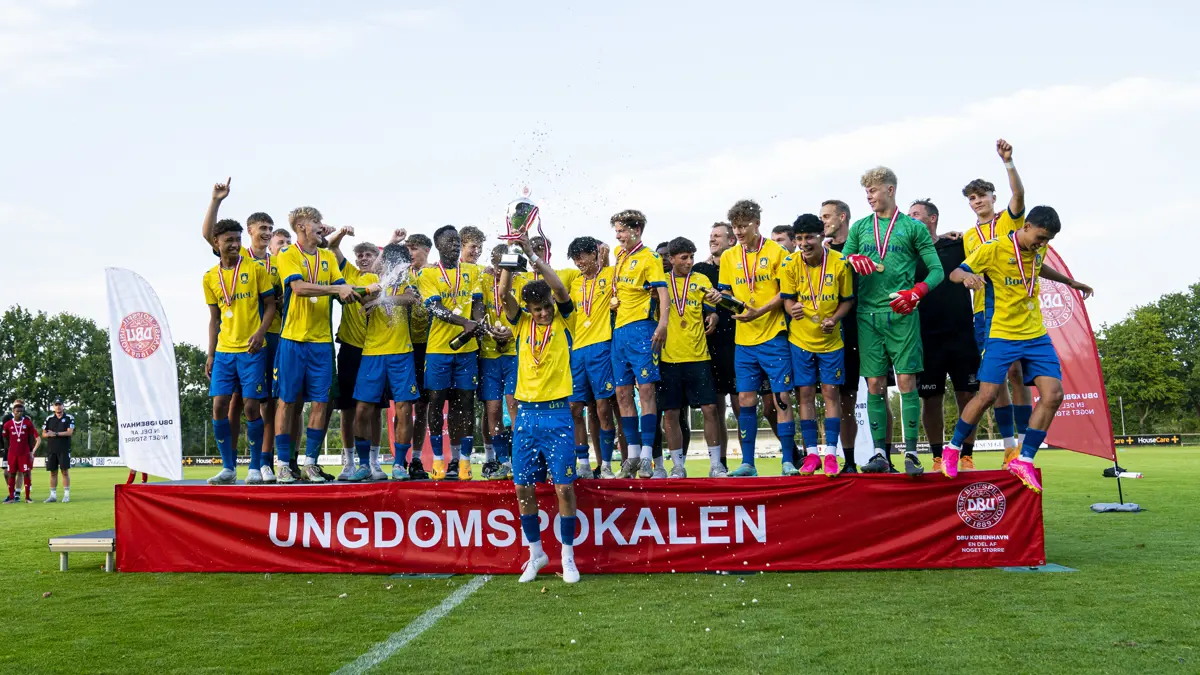 U17 vinder pokalfinalen efter straffespark