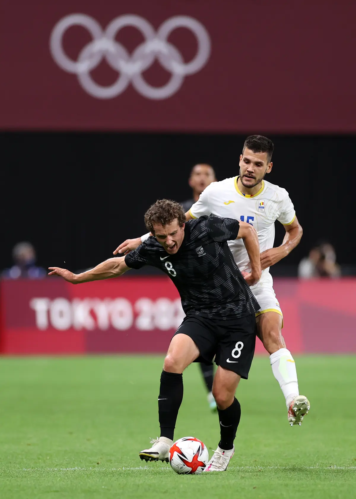 Brøndby IF skriver kontrakt med Joe Bell